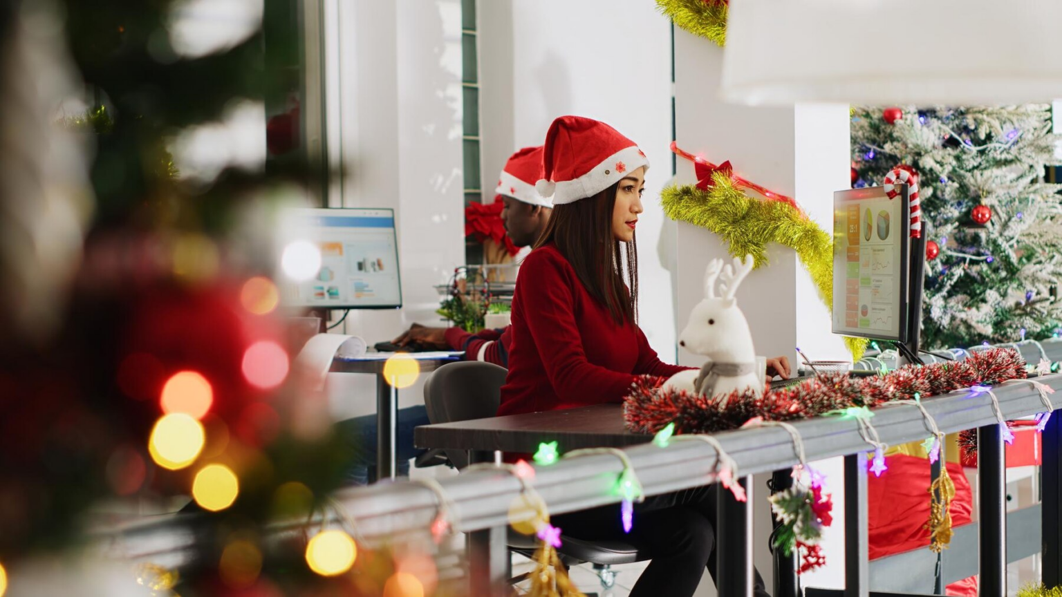 Maintaining Excellent Customer Service During Holiday Season - Chatway ...